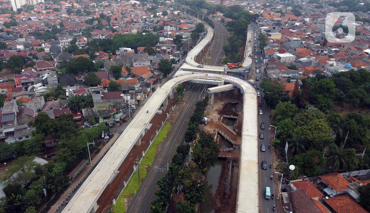 FOTO: Melihat dari Udara Pembangunan Jalan Layang Tapal Kuda Pertama di ...