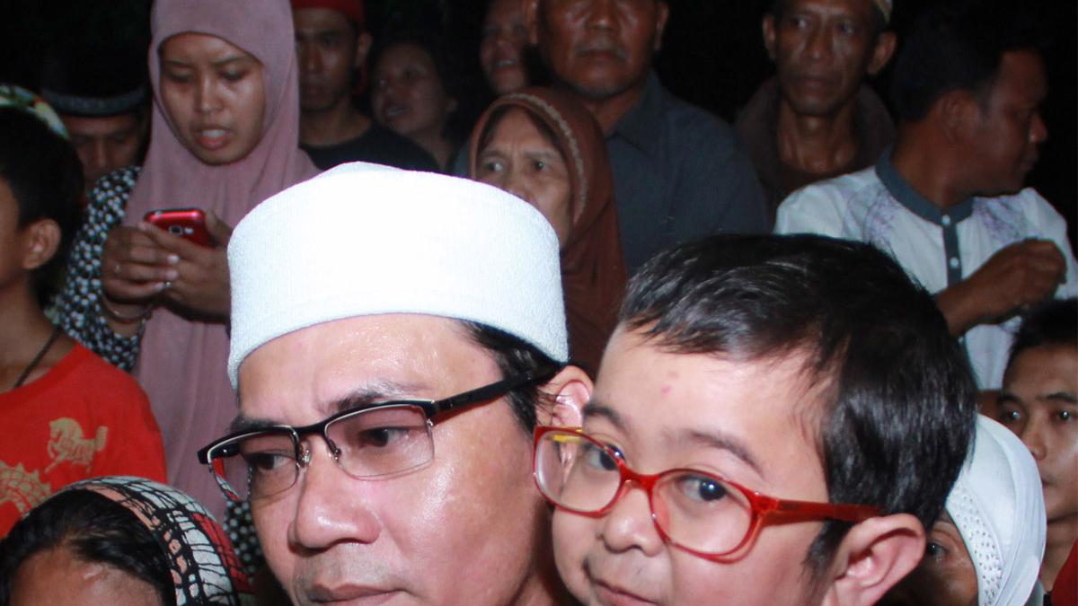 Gebetan Sudah Akrab dengan Anak Daus Mini - ShowBiz Liputan6.com