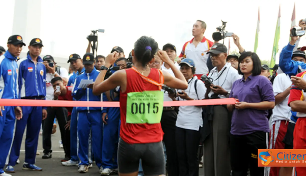 Ribuan Orang Ramaikan Lomba Lari TNI Ke-66 - Foto Liputan6.com