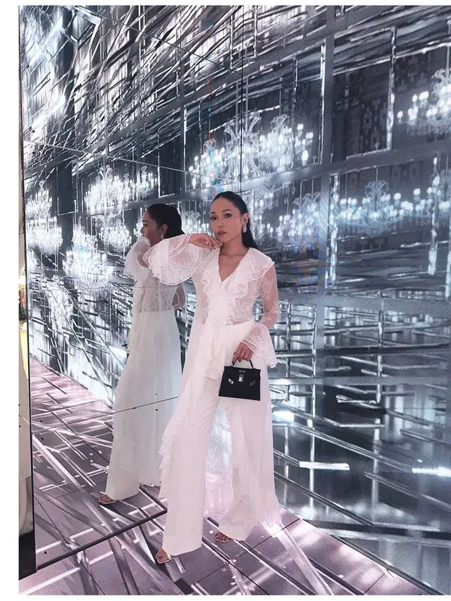 8 Artis Pakai Dress Nuansa Putih untuk Resepsi Luna Maya di Jakarta ...
