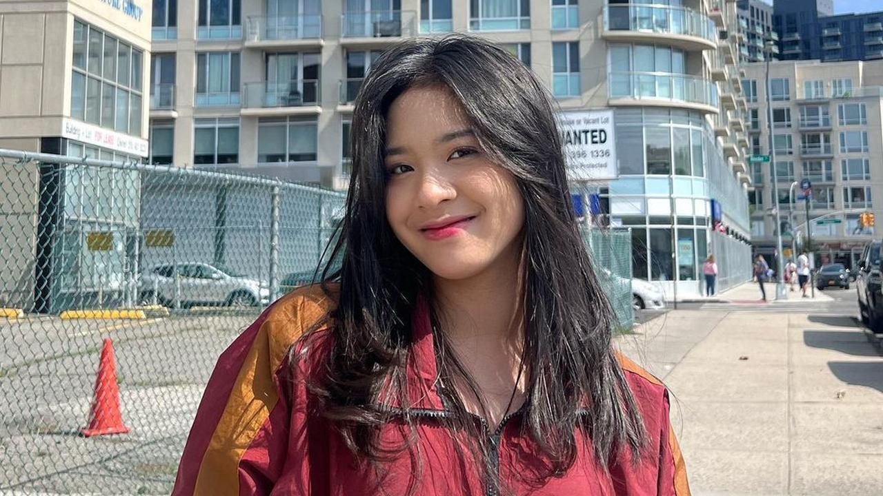 Zee Umumkan Lulus dari JKT48 Setelah Berkarier Hampir 6 Tahun