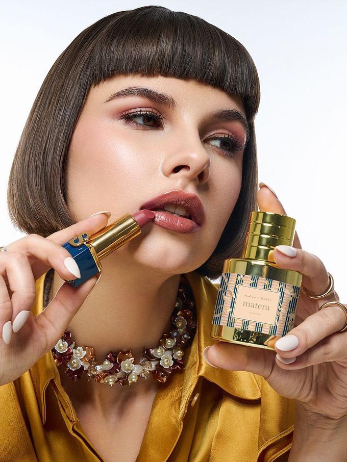 Buttonscarves Beauty x DSAKS Rilis Parfum dan Lipstik untuk Berbagai ...