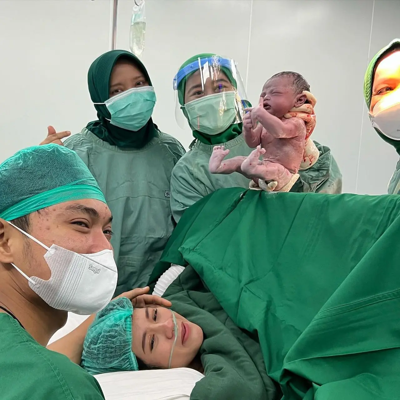 Tri Suaka dan Nabila Maharani Dikaruniai Anak Pertama, Langsung Umumkan Jenis Kelamin Sekaligus ...