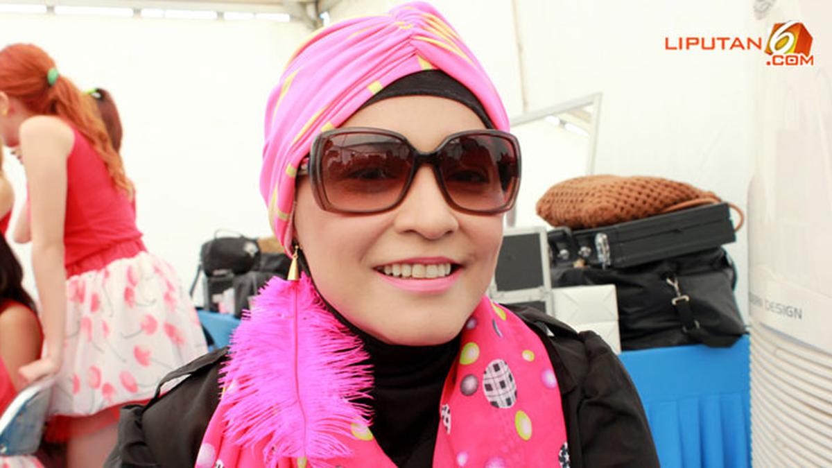 Astrid Uya Kuya Habiskan Tahun di Sidney - ShowBiz Liputan6.com