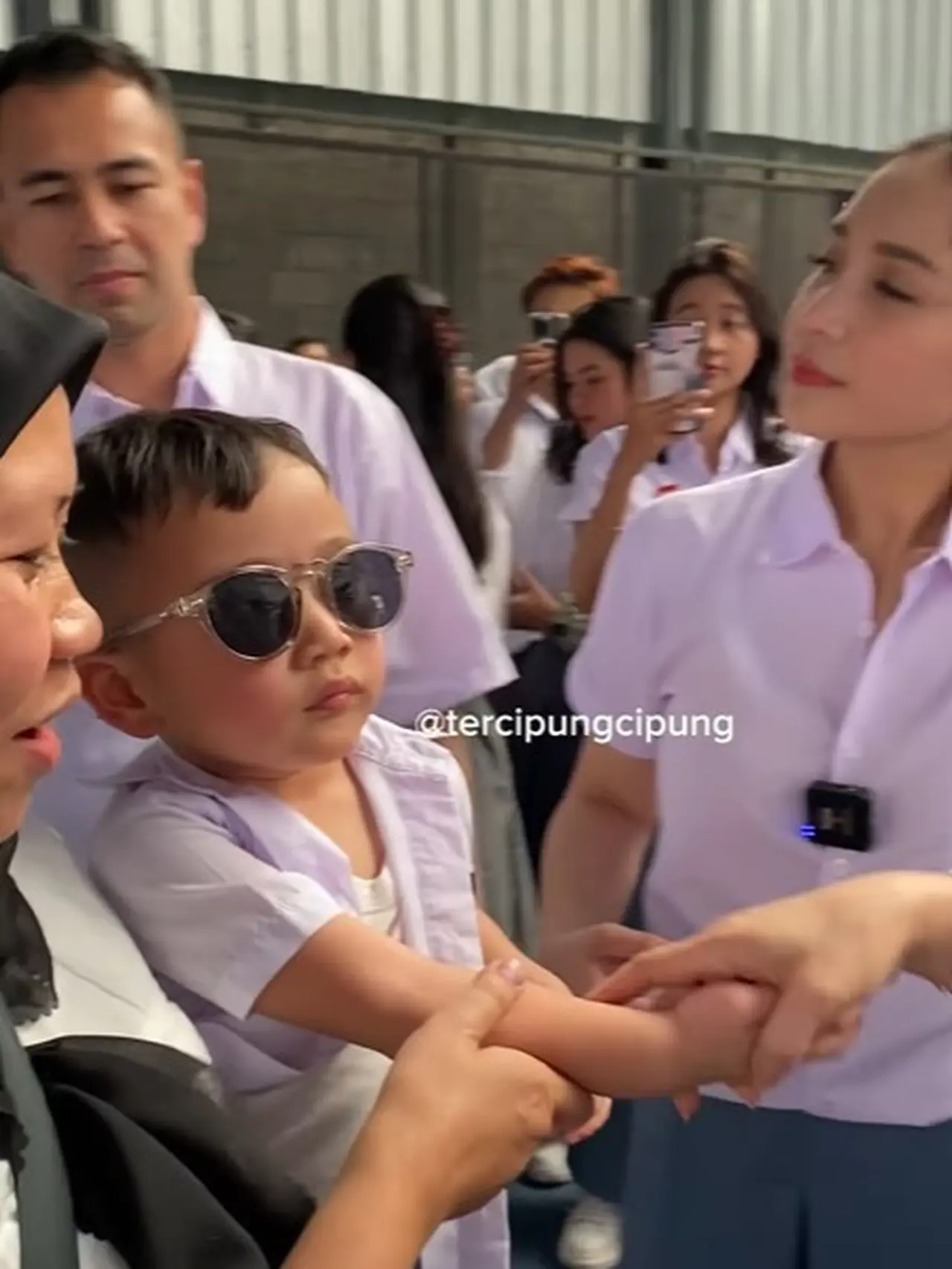 Gantengnya Cipung Pakai Seragam Sma Potretnya Bikin Dilan Bisa Minder Entertainment Fimela Com