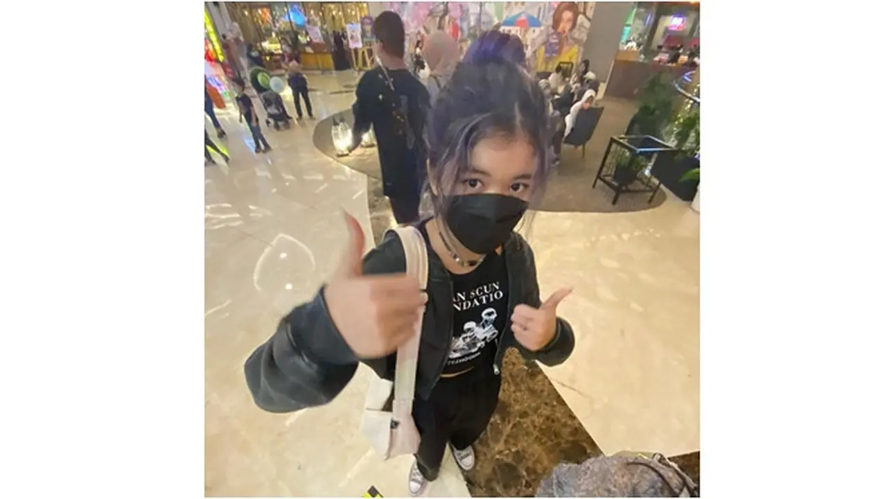 Punya Gaya Unik, Ini 6 Potret Xakila Xamara Anak Romy Rafael yang ...