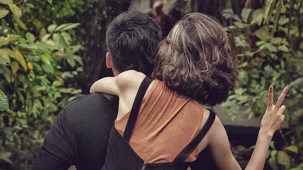 Sudah Menikah Lagi, Ini 6 Potret Mantan Suami Rina Nose dengan Istri ...