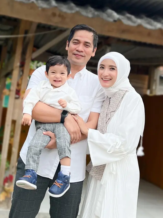 7 Potret Terbaru Chaca Thakya yang Semakin Curi Perhatian - Hot ...