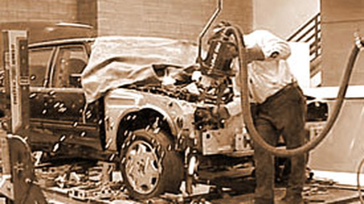 Bengkel Body Repair Melaju Bersama Asuransi Mobil - News Liputan6.com