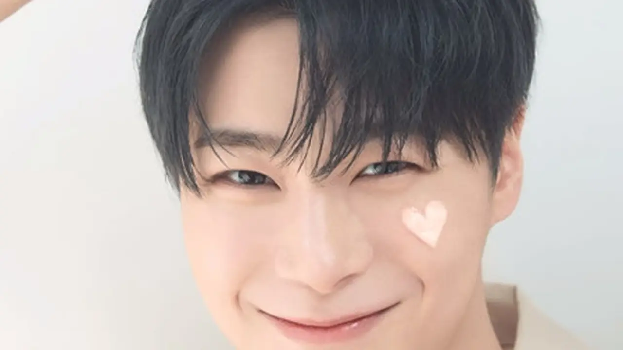 Rayakan Hari Kelahiran Mendiang Moonbin, Sejumlah Idol Beri Hadiah Spesial