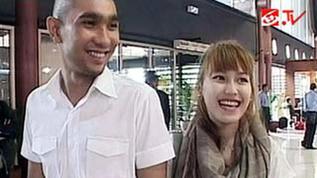 Angie Lamar Ayu Ting Ting? - ShowBiz Liputan6.com