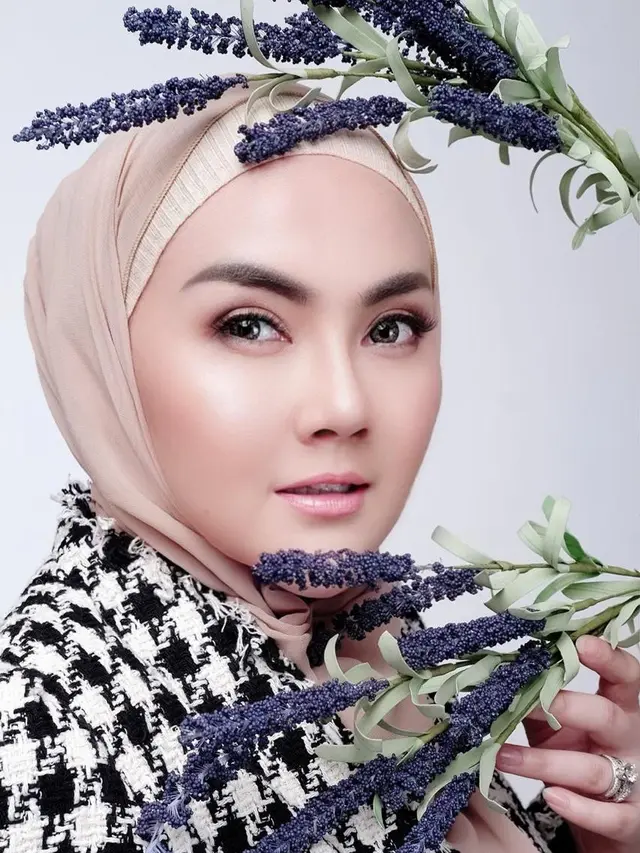 Ade Fitrie Kirana Ciptakan Program Bantu Sesama Selama Pandemi ...