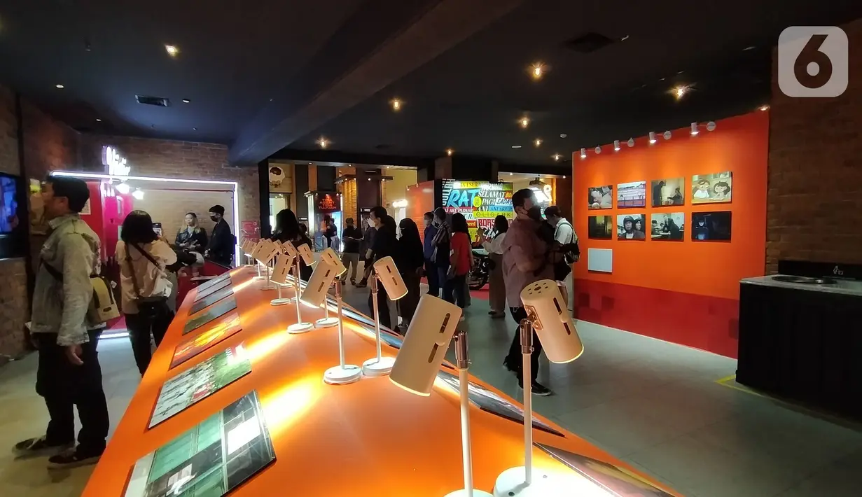Mengunjungi Pameran di Jakarta Film Week 2022 - Foto Liputan6.com