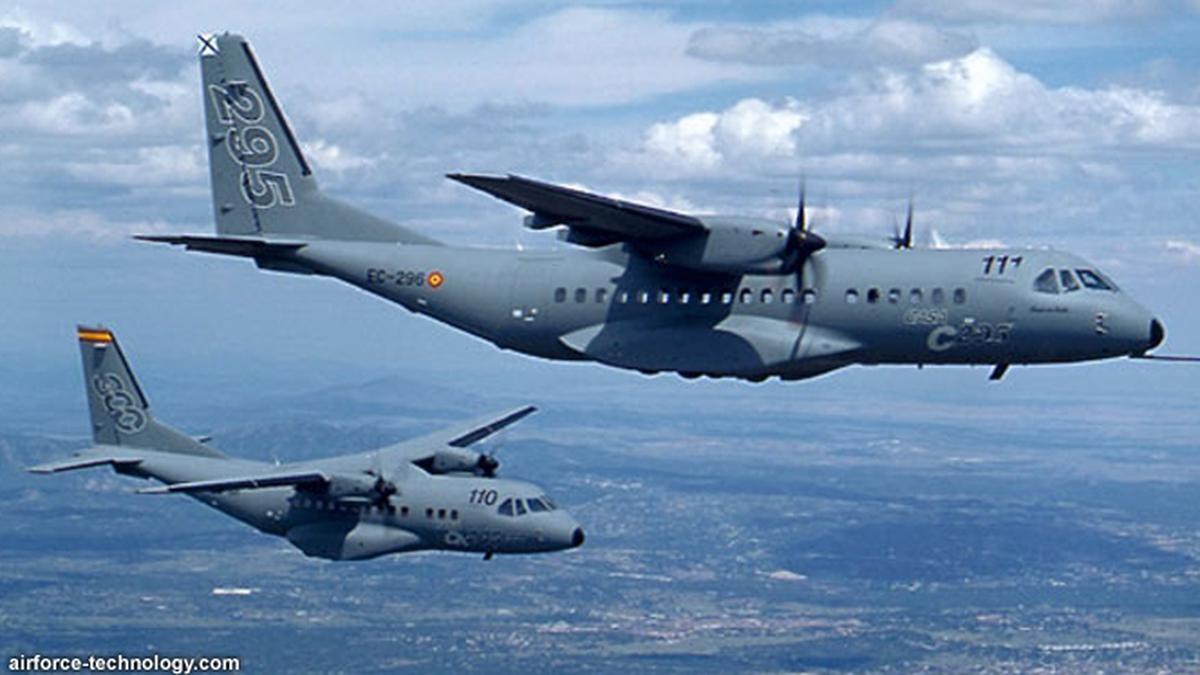 RI Pamerkan Kecanggihan Pesawat CN 295 ke Vietnam - Bisnis Liputan6.com