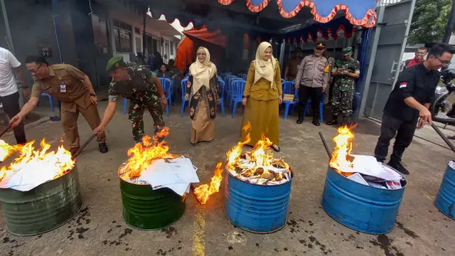 KPU Kota Malang Sarankan Pemilih Buka dan Cek Surat Suara Sebelum ...