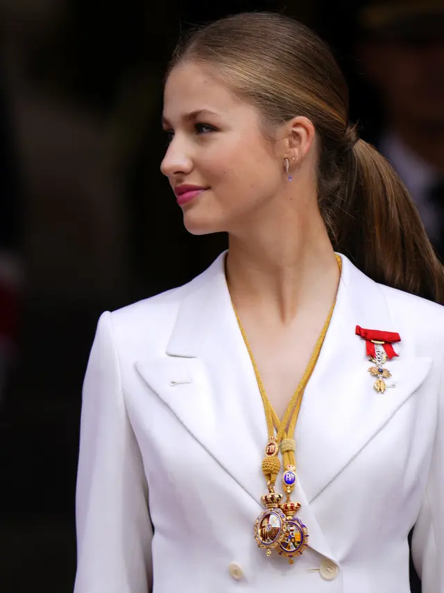 5 Potret Putri Leonor Sang Calon Ratu Spanyol, Pewaris Takhta yang ...