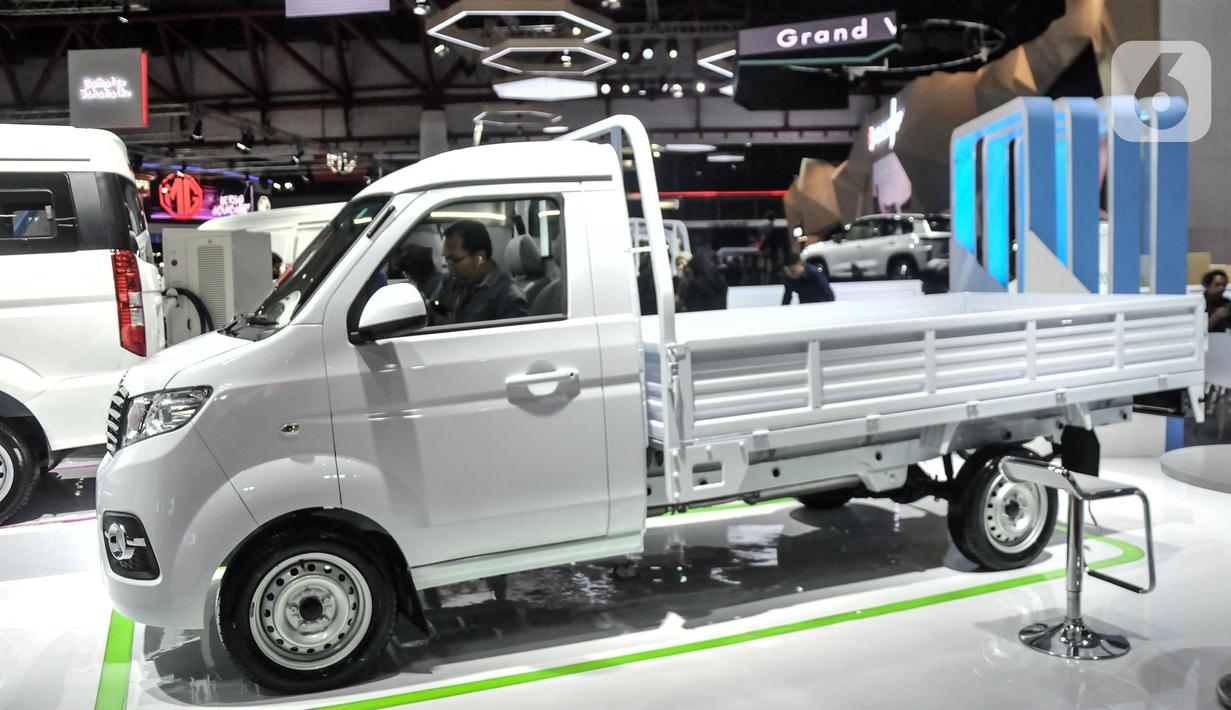 Perdana Melantai, Mobil Esemka Jadi Sorotan di IIMS 2023 - Foto ...