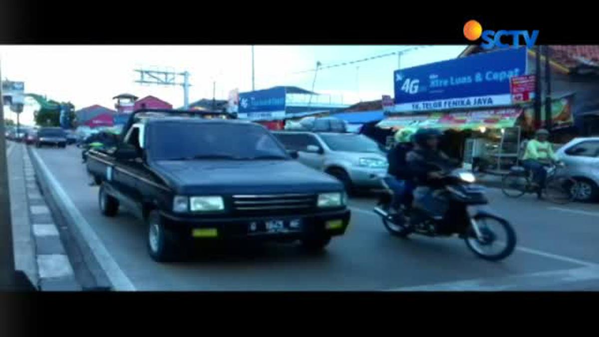 Tol Pejagan - Pemalang Dipadati Ribuan Kendaraan - Islami Liputan6.com