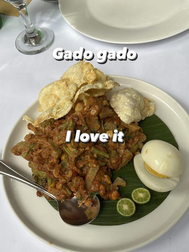 Mezul Ozil Tiba di Indonesia dengan Dijamu Kunyit Asam, Gado-Gado ...