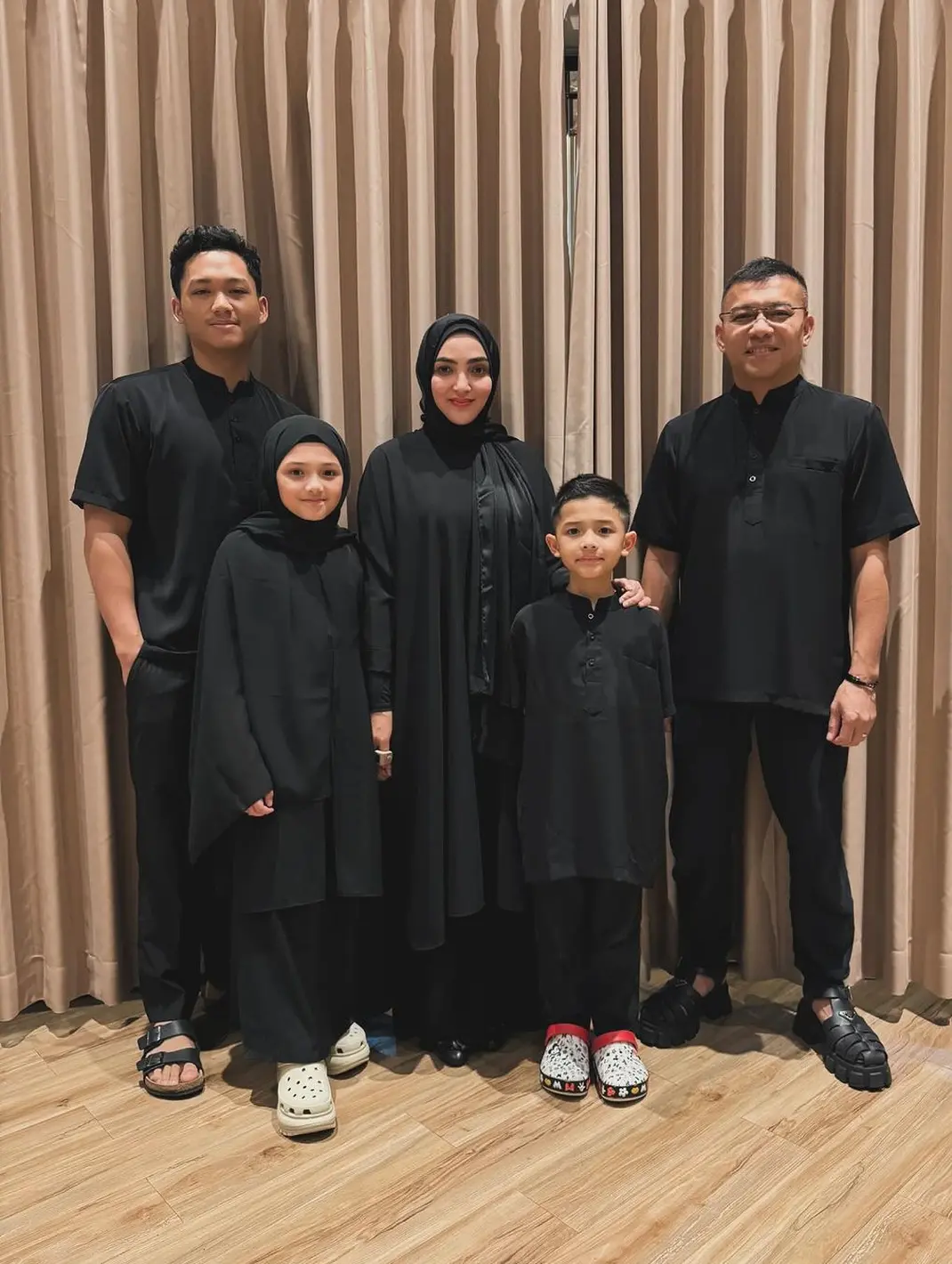 Potret Kompaknya Atta Halilintar Hingga Anang Hermansyah Pergi Umrah ...