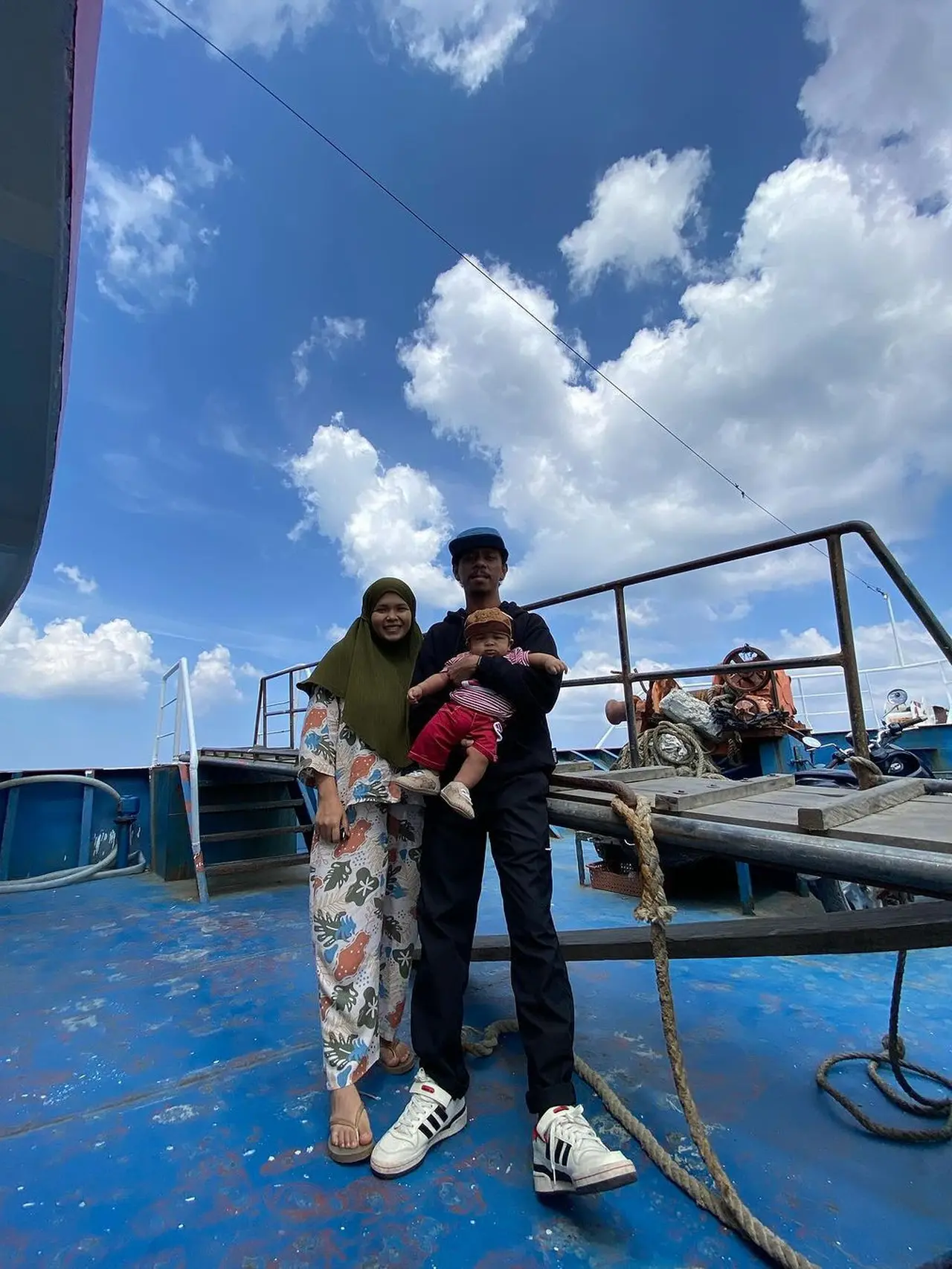 Cantiknya Istri Raim Laode, Sosok yang Jadi Inspirasi Lagu Komang