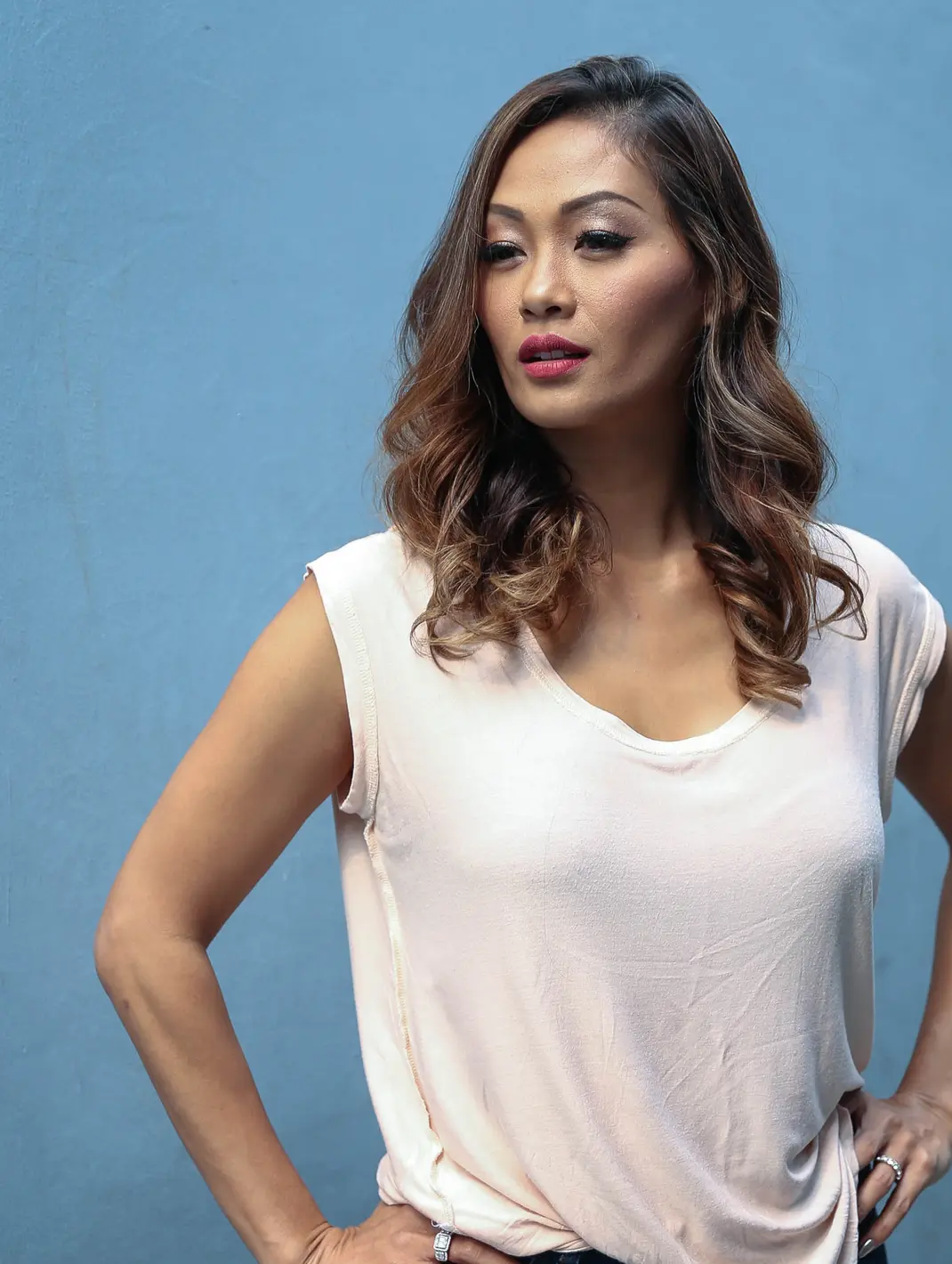 FOTO: Lama Tak Terlihat di Layar Kaca, Ini Penampilan Indah Kalalo ...