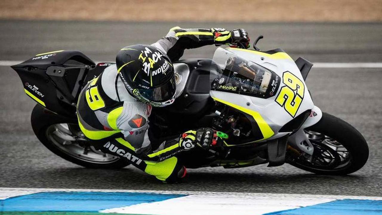 Daftar Lengkap Pembalap World Superbike 2024: Andrea Iannone Comeback ...