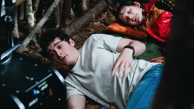 Foto-Foto BTS Stranger Things Season 5 Ungkap Karakter Baru yang Bakal ...