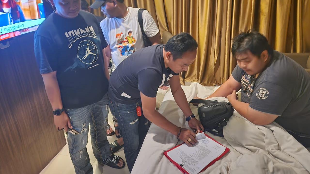 Anak Bos Toko Roti Penganiaya Karyawati Ditangkap di Hotel Kawasan Sukabumi