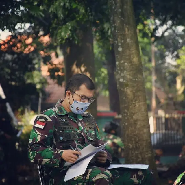 6 Potret Zulfikar Rakita Dewa Anak Deddy Mizwar yang Seorang TNI - Hot ...