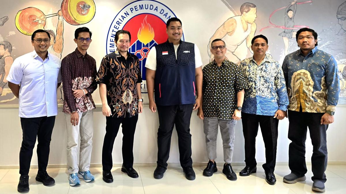 Ketua Umum KORMI Nasional Terpilih Adil Hakim Bertemu Menpora: Bahas ...