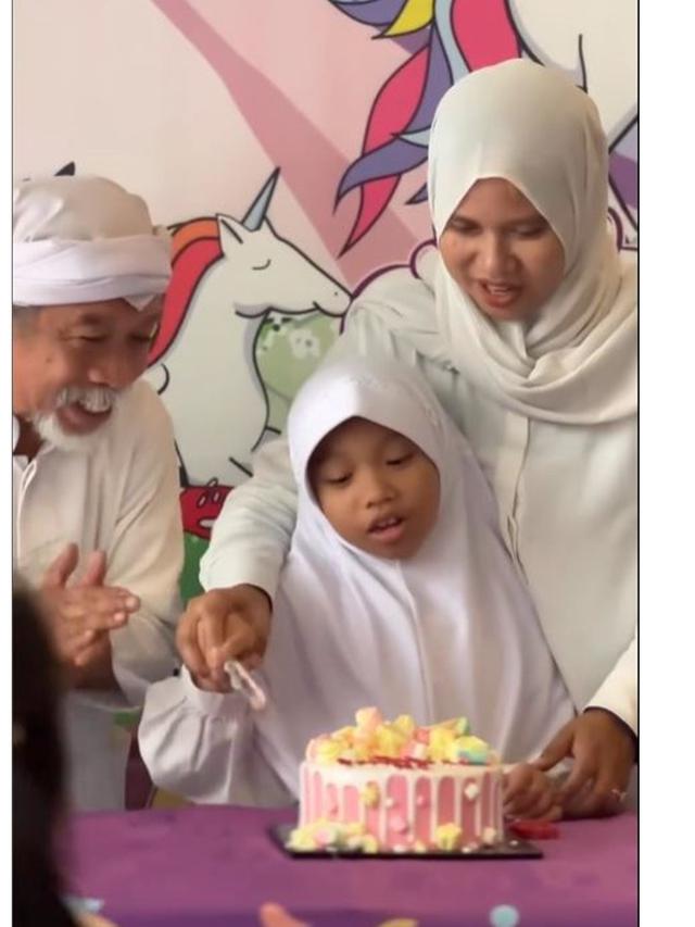 6 Potret Kenangan Pelawak Qomar 4 Sekawan dan Istri, Kerap Bikin Konten ...