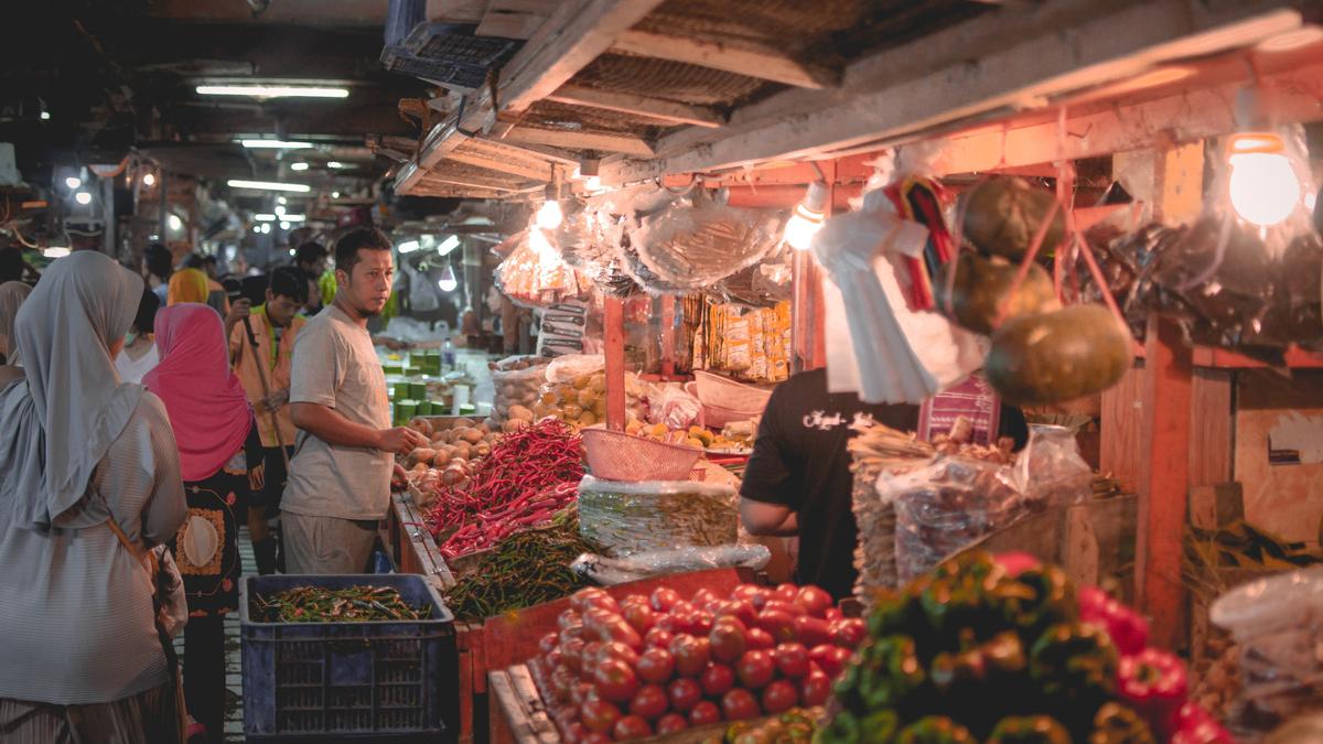 Apa Saja Peran Pasar dalam Perekonomian? Ini Penjelasannya