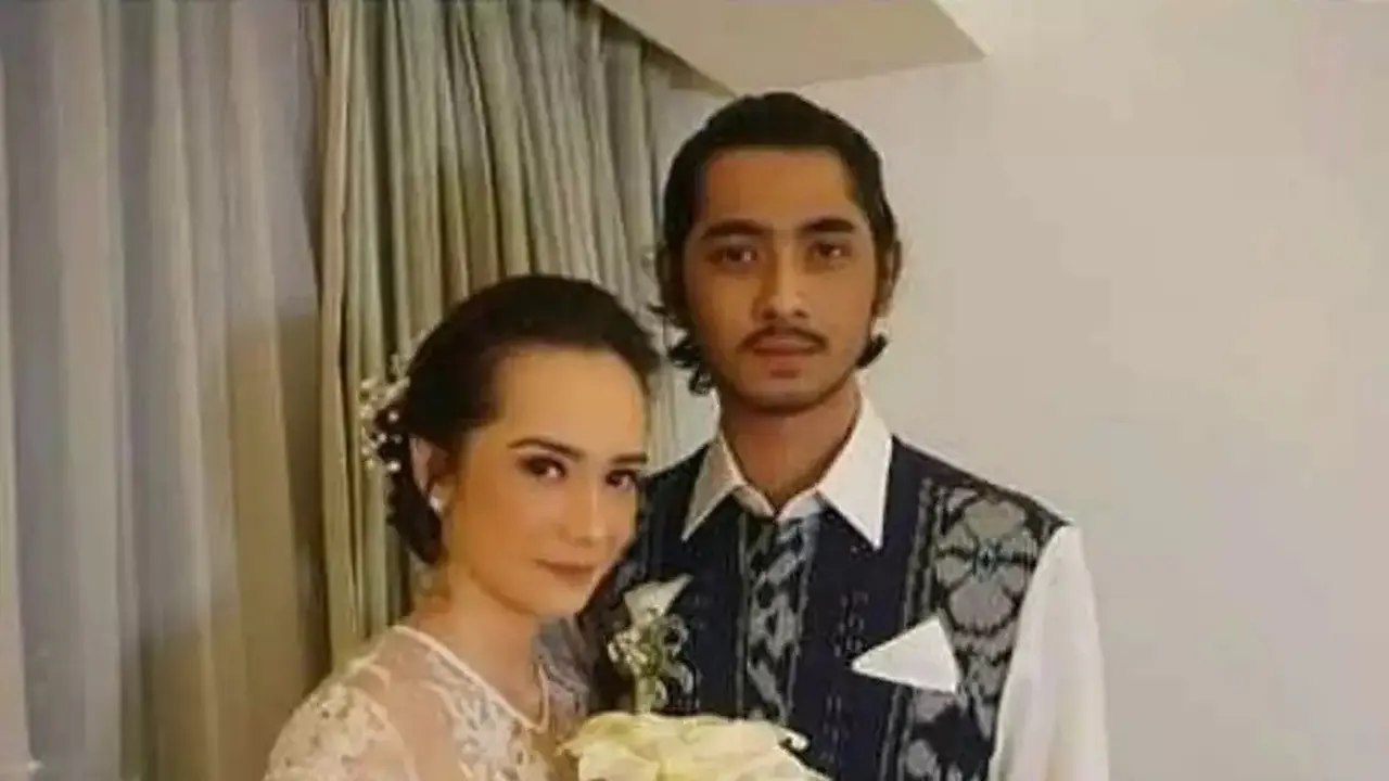 7 Potret Putri Anne Sebelum Mualaf Hingga Lepas Hijab, Foto Nikah Curi ...