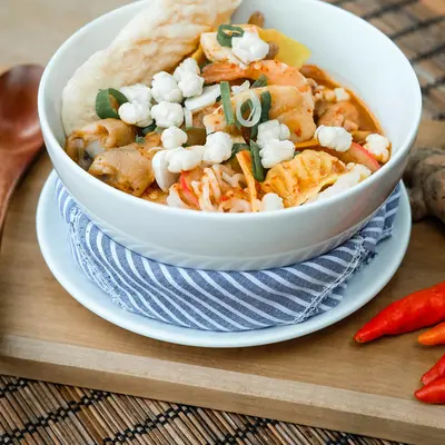 Mengenal Seblak, Kuliner Khas Bandung yang Menggoyang Lidah - Food ...