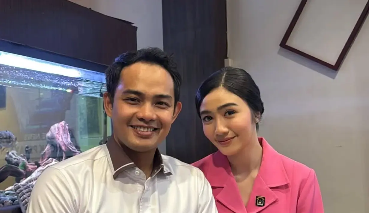 Potret Febby Rastanty Jadi Anggota Bhayangkari, Aura Ibu Pejabat - Foto ...