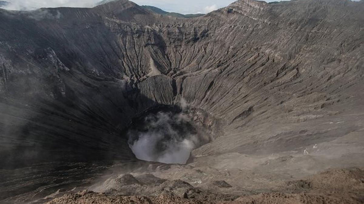 Berita Gunung Bromo Erupsi Hari Ini - Kabar Terbaru Terkini | Liputan6.com