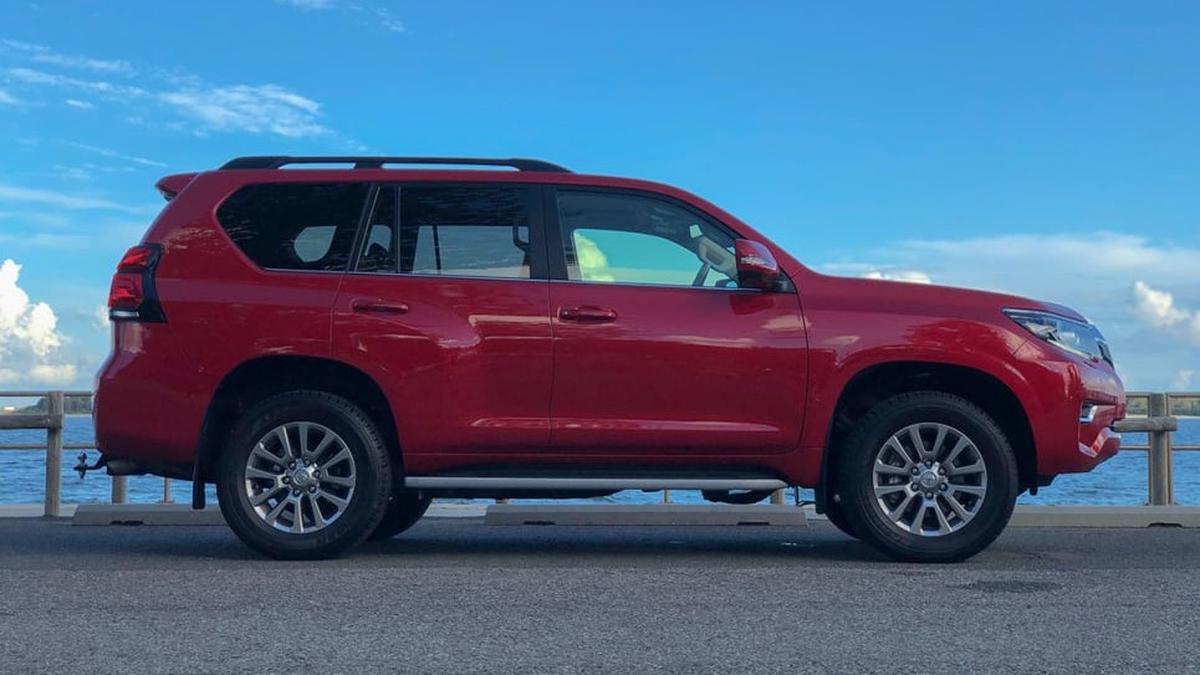 Dipakai Bupati Pandeglang, Ini Spesifikasi Toyota Land Cruiser Prado ...