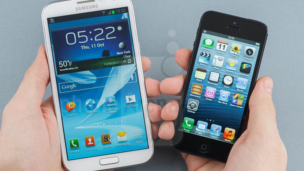 Apple Sedang Ujicoba iPhone Berlayar Besar?