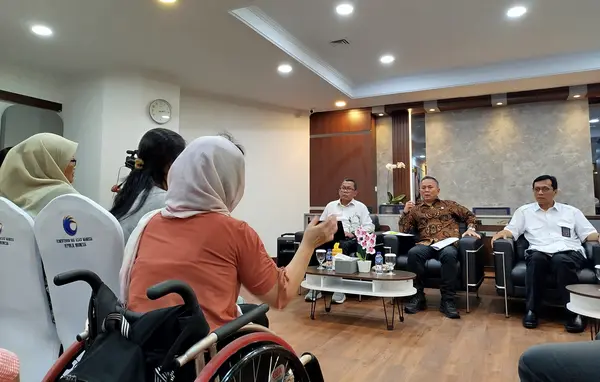 Ambigu adalah: Pengertian, Jenis, dan Contoh Lengkap - Feeds Liputan6.com