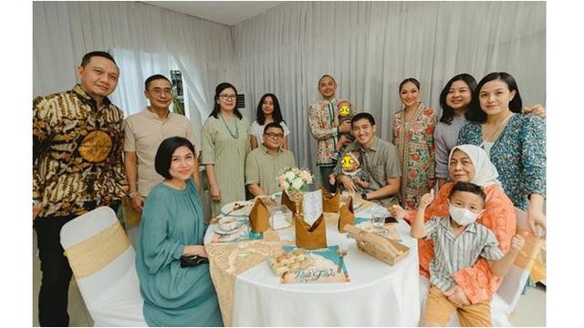 6 Potret Suasana Lebaran di Rumah BCL, Hadirnya Tiko Aryawardhana Jadi ...