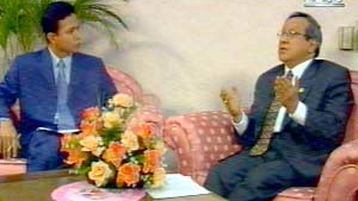 Aulia Pohan dan Achyar Ilyas Diusulkan Menjadi Deputi BI - News ...