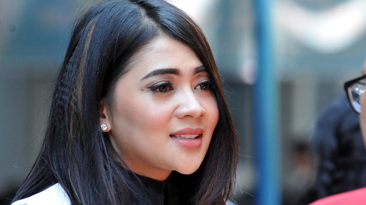 Indah Dewi Pertiwi Utang Rp1,6 Miliar untuk Pacar?