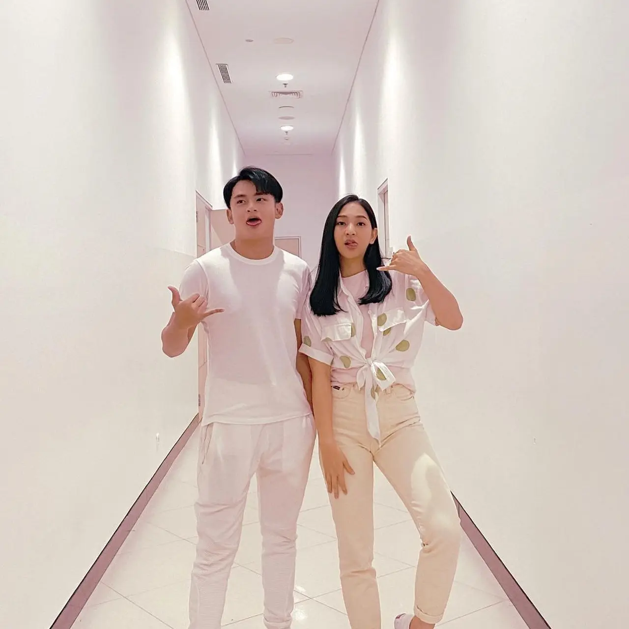 Main Sinetron Bareng, Ini 6 Potret Kebersamaan Randy Martin dan Harini ...