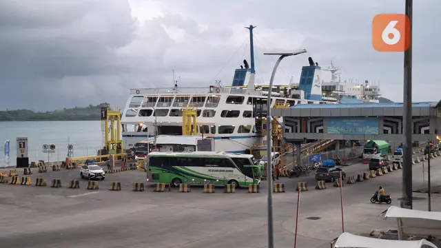 Arus Mudik H-3 di Pelabuhan Bakauheni Lancar, Pemudik dari Sumatra Bersyukur Tak Terjebak Macet ...