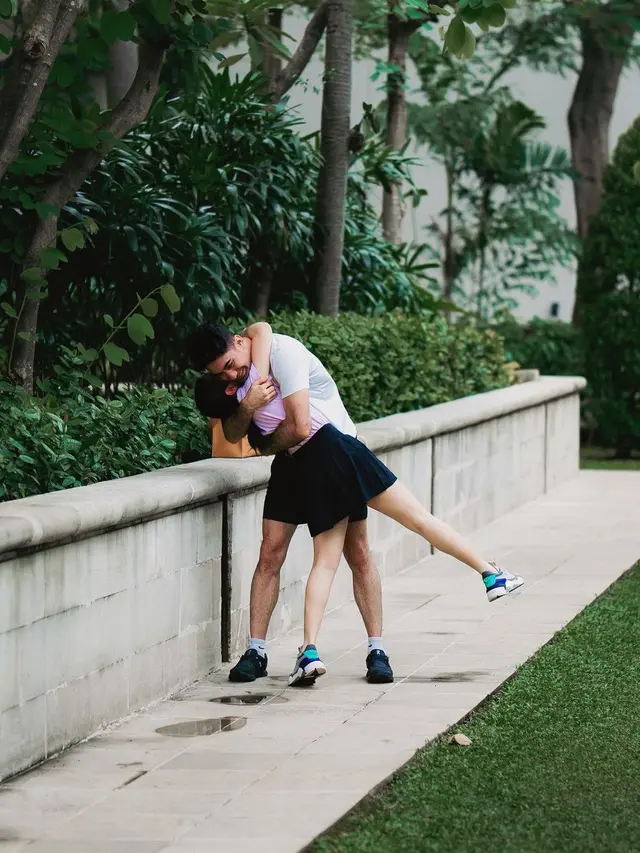 10 Potret Prilly Latuconsina dan Reza Rahadian saat Main Tenis, Pamer ...