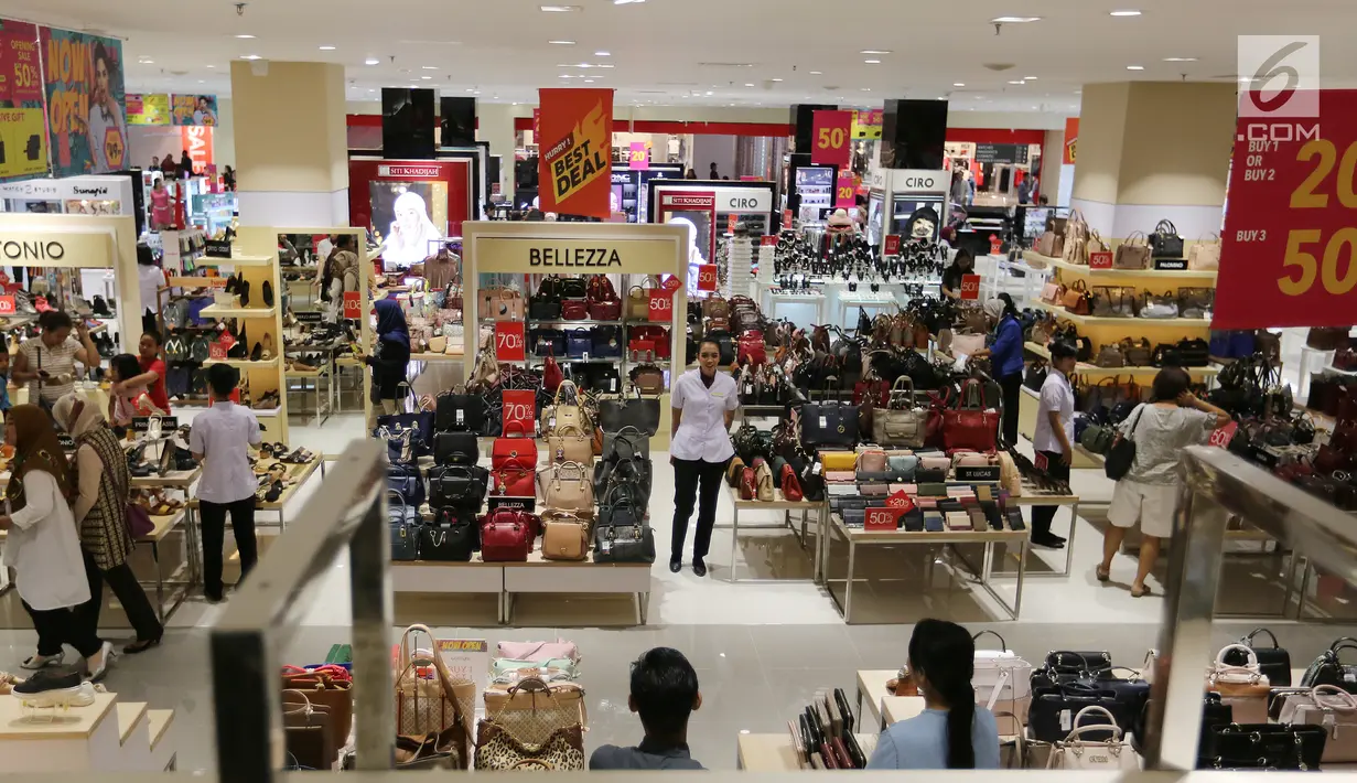 FOTO: Berburu Diskon Menjelang Libur Natal dan Tahun Baru - Foto ...