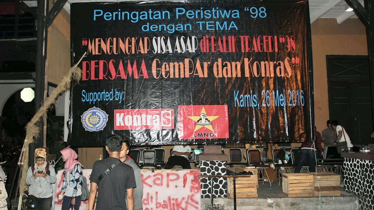 Peringatan Kerusuhan Mei 98 di Solo Berakhir Gaduh - Regional Liputan6.com