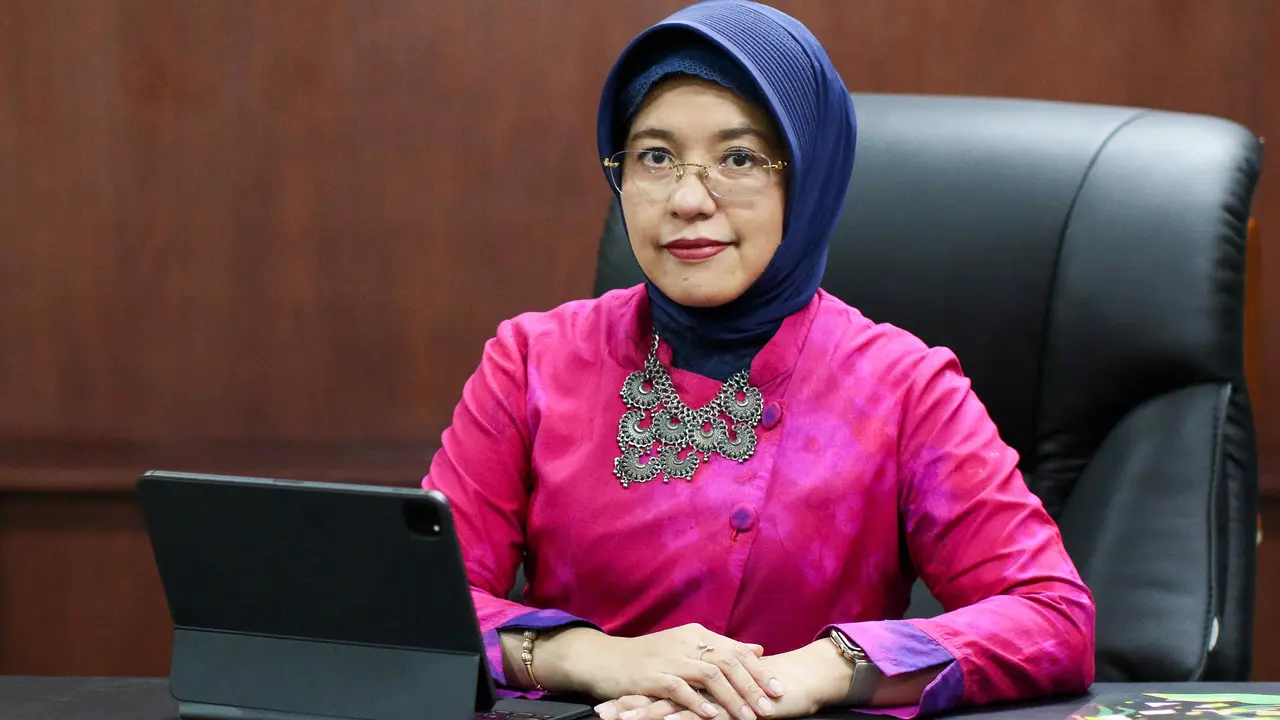 Amalia Adininggar Widyasanti: Di Tengah Ketidakpastian Global, Kita ...