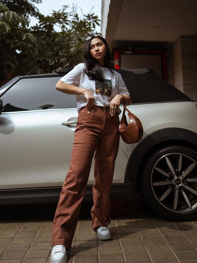 6 Potret Amindana Chinika, Penyanyi yang Rilis Single Baru Tiada Cinta ...